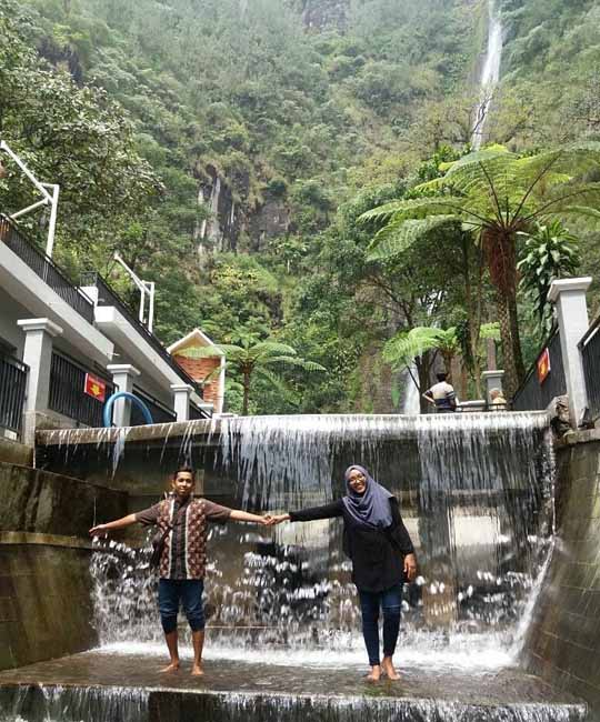 Air Terjun Sedudo Mitos, Tiket Masuk, Lokasi - Travelingan.Net